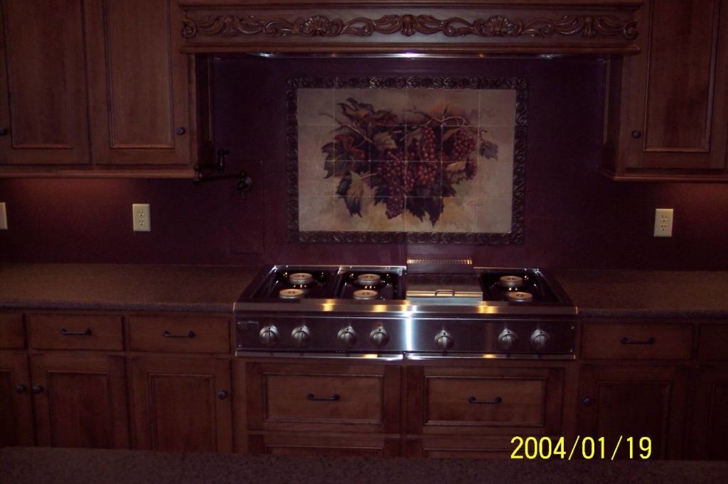 Avonite backsplash with Silestone Honed quartz countertops ...